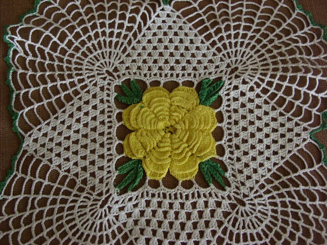 Large Vintage Crocheted Yellow Rose Doily - Etsy