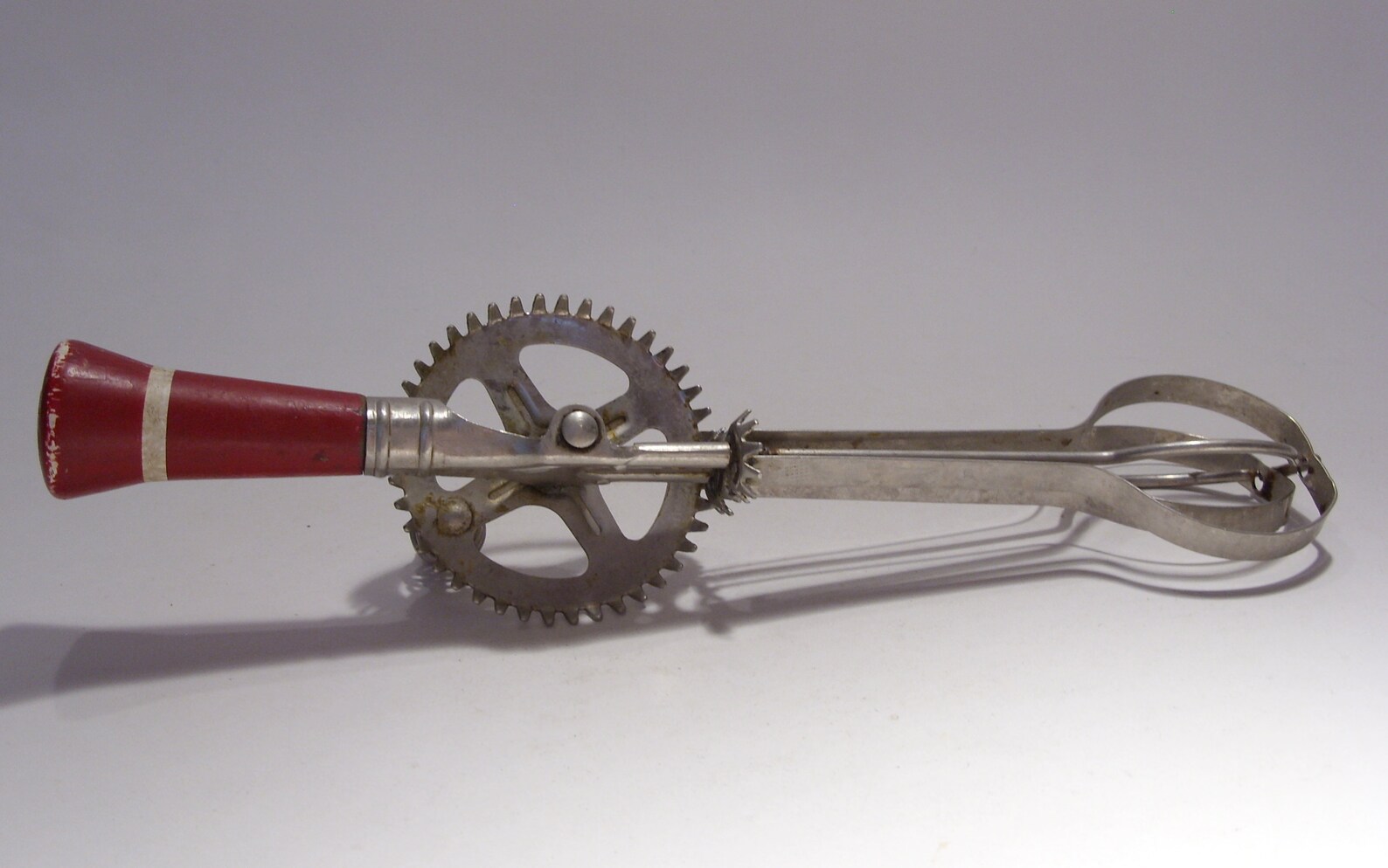 Ecko Vintage Egg Beater Mixer With Red and White Wood Handle - Etsy
