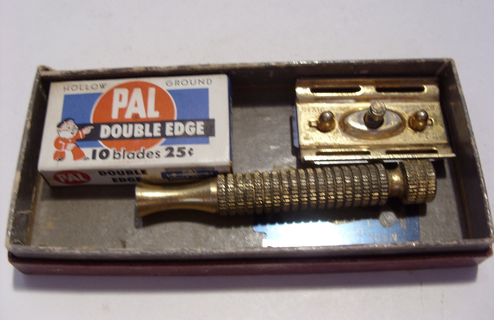 Eversharp Schick Injector Razor Vintage Box Gold Metal PAL | Etsy