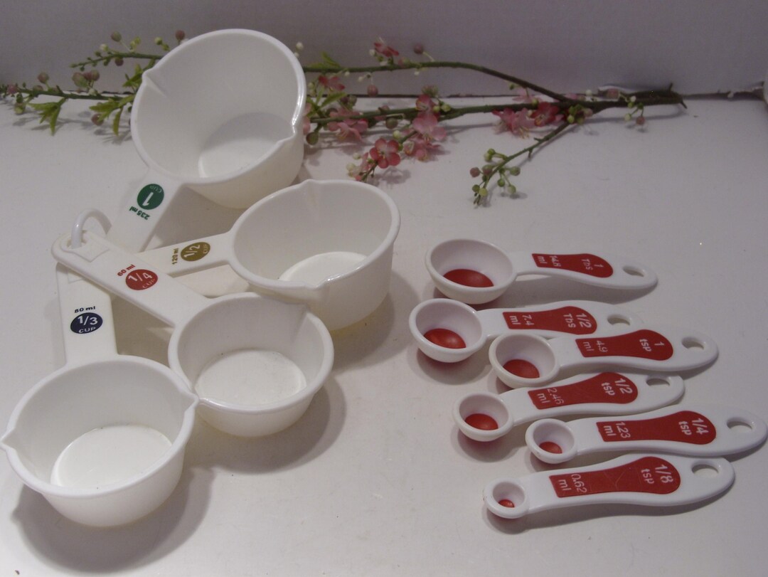 Four White Plastic Measuring Cups 1/4, 1/3, 1/2,1 Cup and Set of Six ...