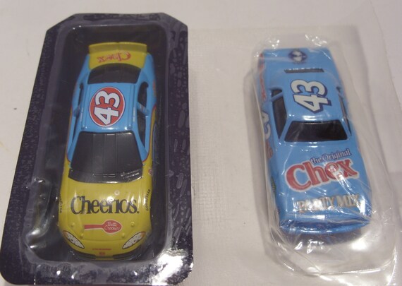 Hot Wheels Cherrios Chex Salute to Petty Die Cast Cars | Etsy