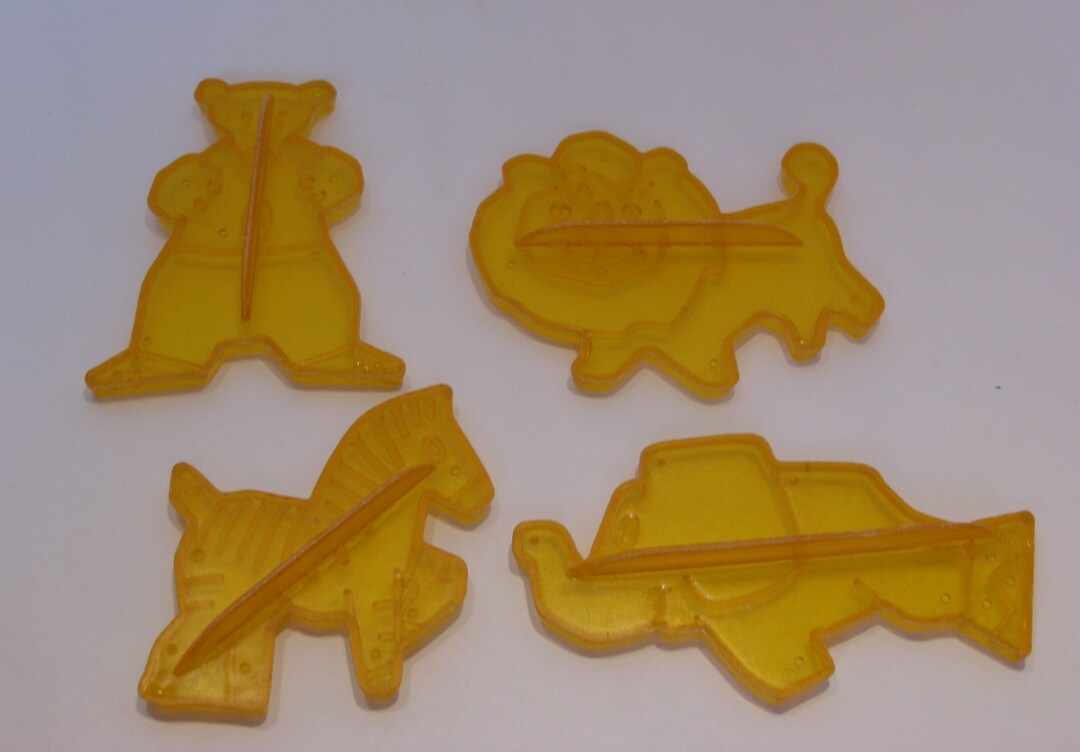 Vintage Quaker Oats Zoo Animal Cookie Cutters, Set of 4 Yellow Plastic ...