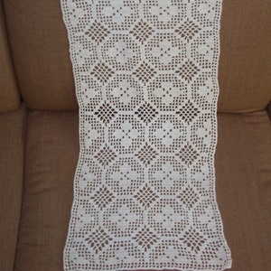 Handmade Crochet Vintage Table Runner or Dresser Scarf 34" X 14" White ...