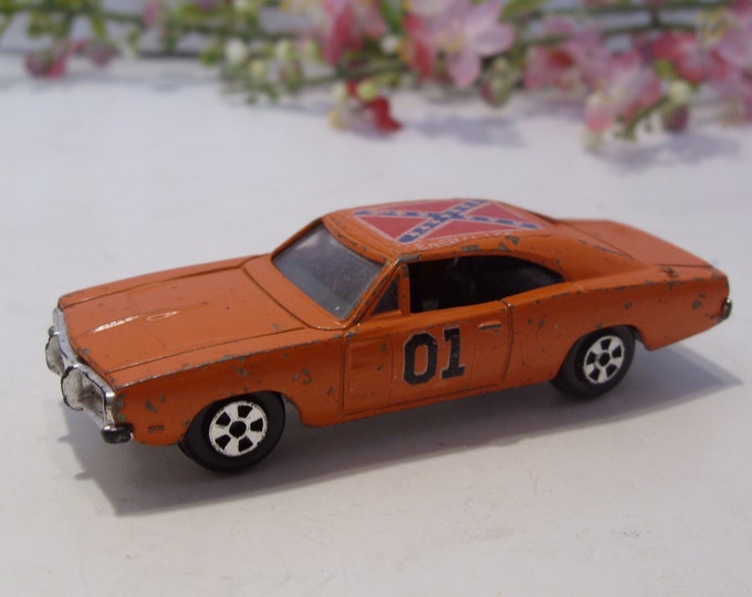 Ertl Die Cast Toy Replica General Lee Car From Dukes of Hazzard Warner ...