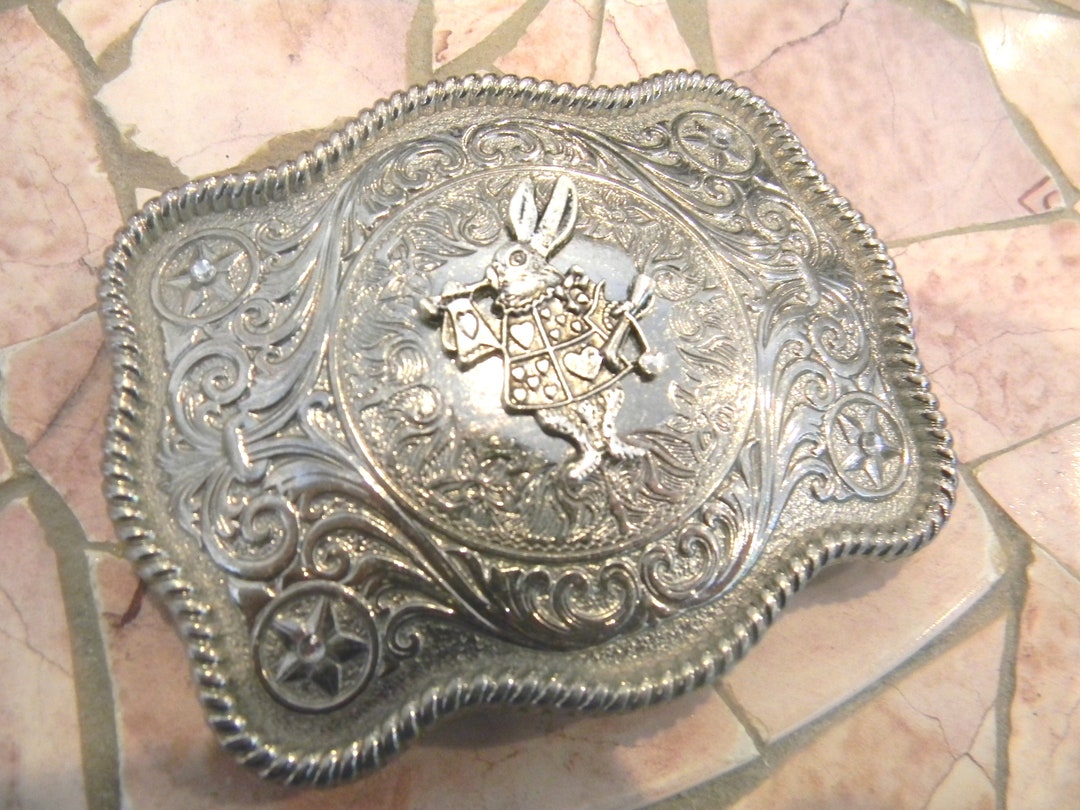 White Rabbit Belt Buckle, Alice in Wonderland, Disney Gift, Disneybound ...