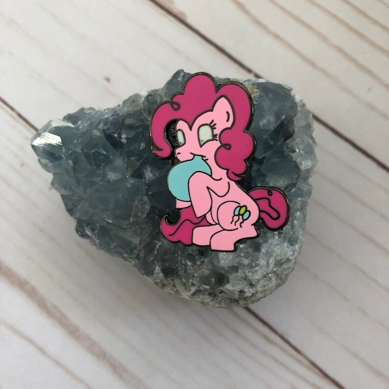 Pinky Pops Pin - Pinkie Pie Pin - My Little Pony Pin - Lapel Pin - My ...