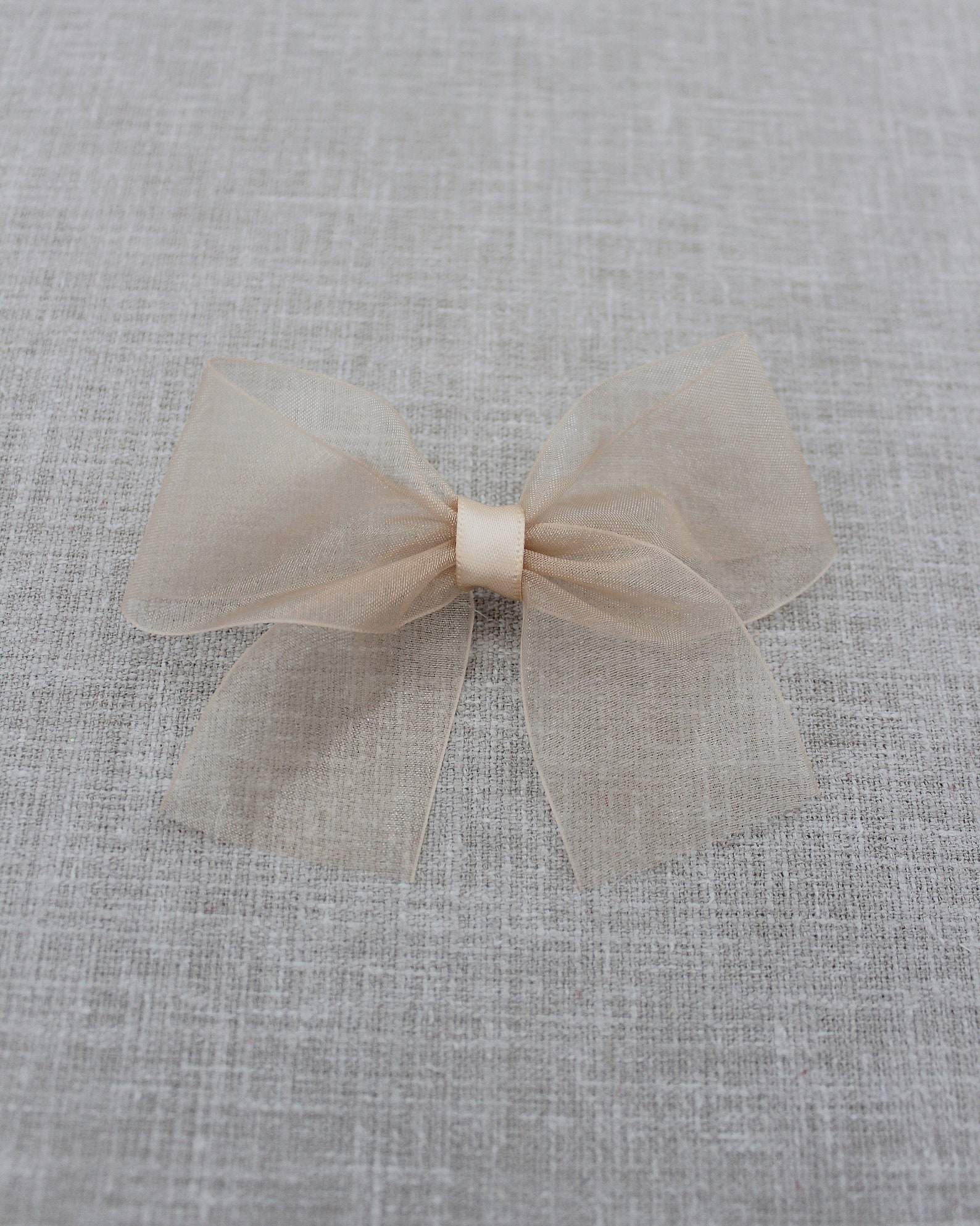 SHEER ORGANZA BOWS - Hair Clips, Holiday Hair Bows, Flower Girls Bows ...