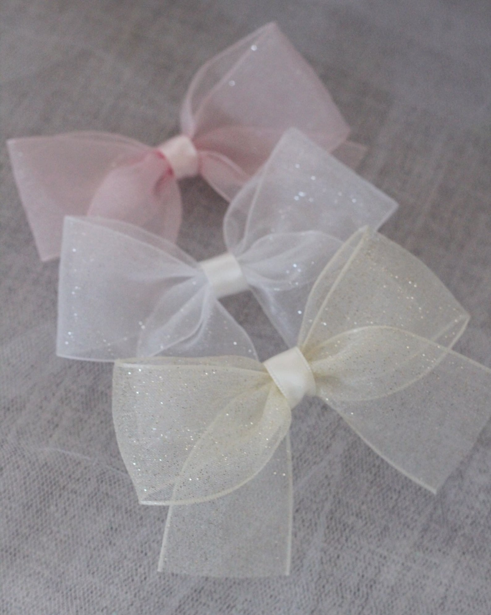 SHEER ORGANZA BOWS - Hair Clips, Holiday Hair Bows, Flower Girls Bows ...