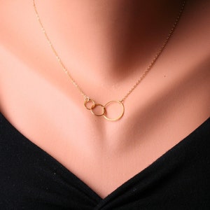 Best Friends Circle Necklace,interlocked Three Circles,eternity Love ...