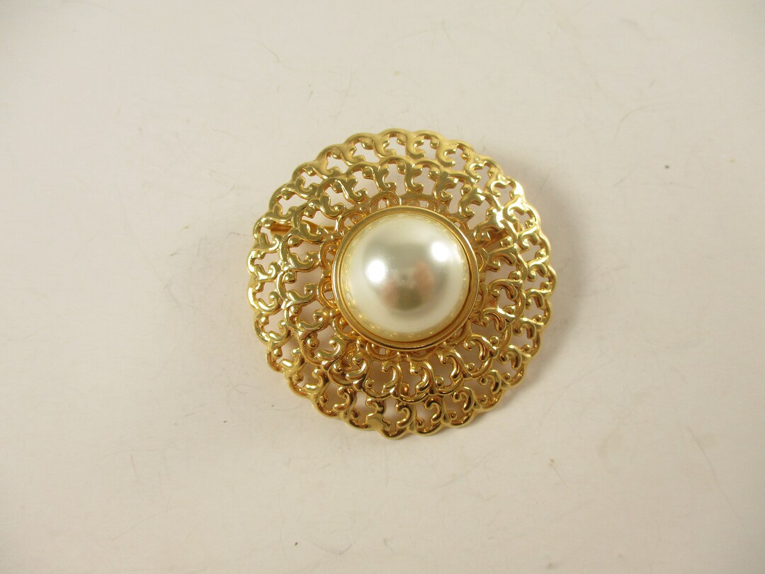 Gold Round Pearl Brooch, Filigree Pin, Vintage Fashion Jewellery 1960s ...