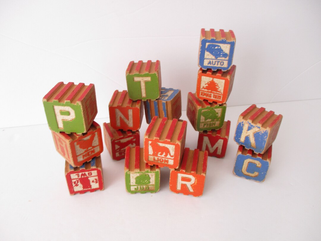 17 Wood Letter Blocks, Picture Spelling Cubes Children's Toy , 1950's ...