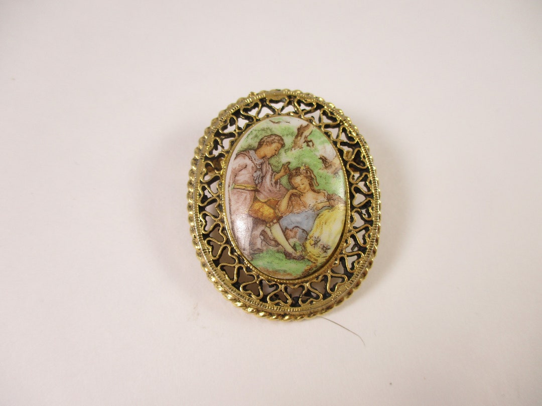 Vintage Fragonard Courting Couple Brooch, Oval Gold Frame, Framed ...