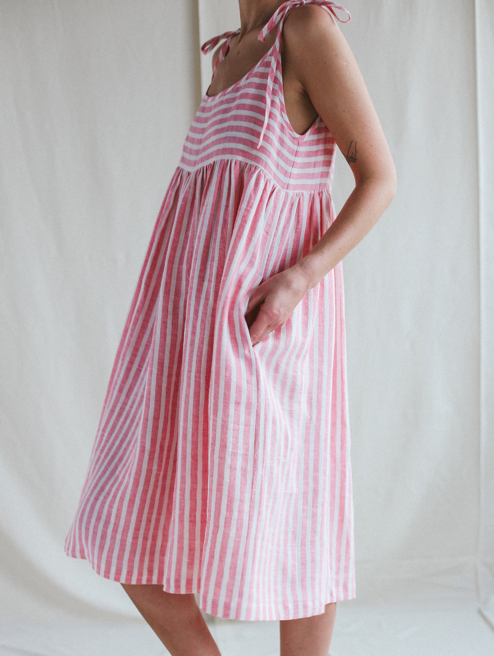 Maternity Oversized Ruffled Linen Sundress / Handmade by OFFON | Etsy