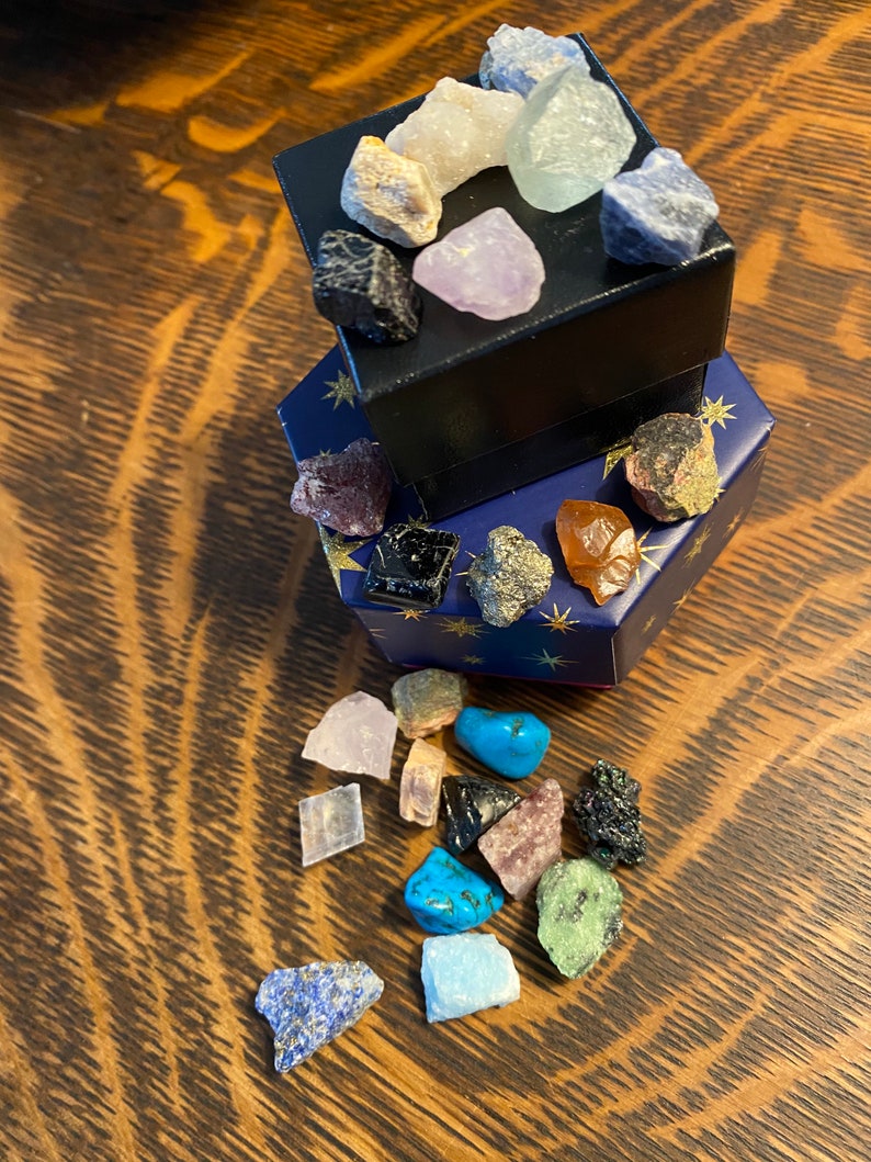 Crystal Mystery Box. Crystals Rocks Minerals Gemstones. Gift Idea ...