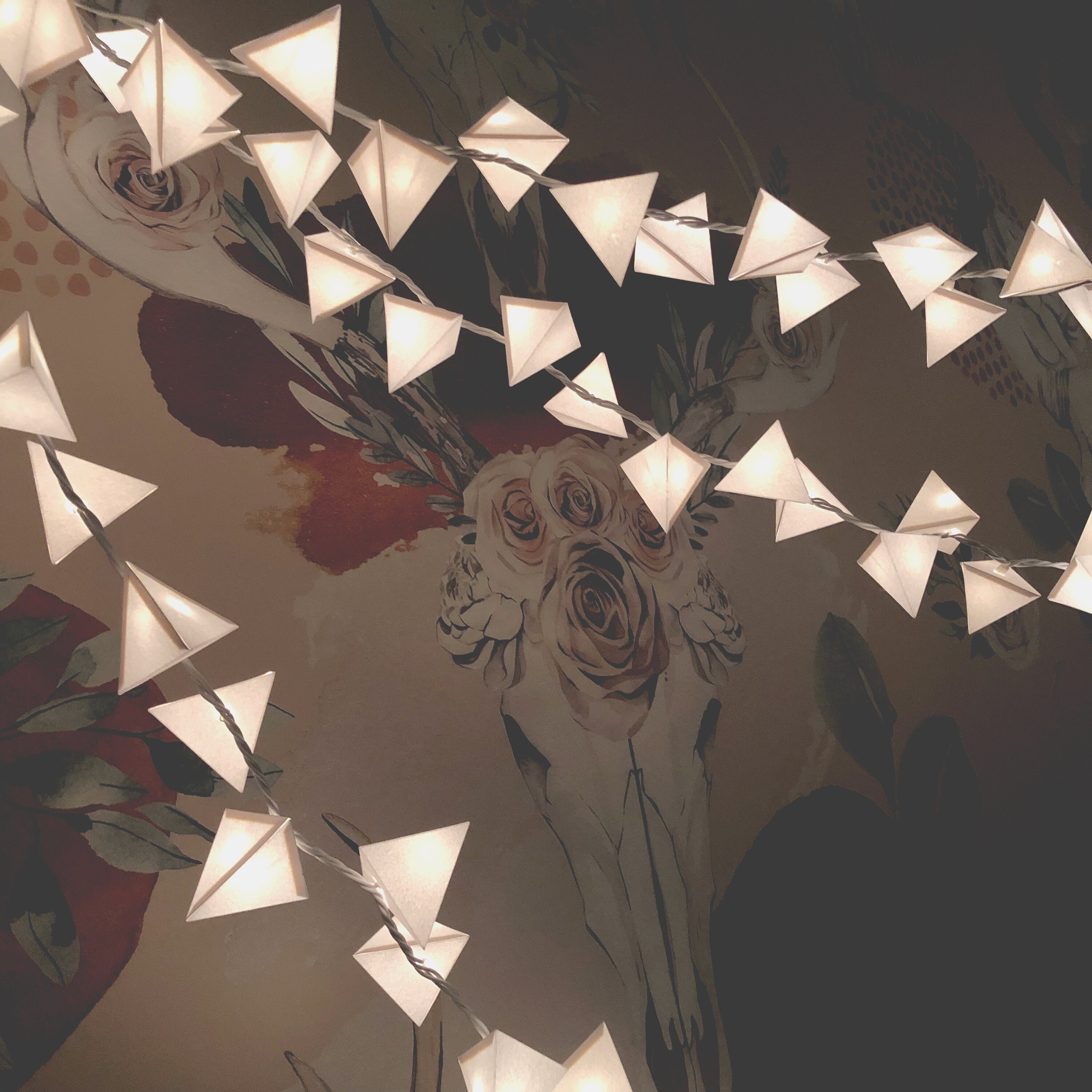 Paper Pyramid Lanterns - CIRRUS - Minimalist Light Garland - Simple ...