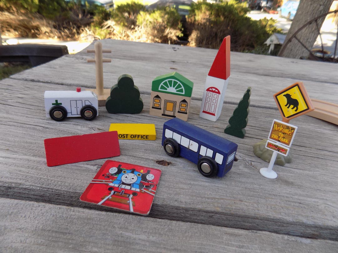 Playset Buildings Toy Train Set Accessories, Vintage Toys, Memories ...