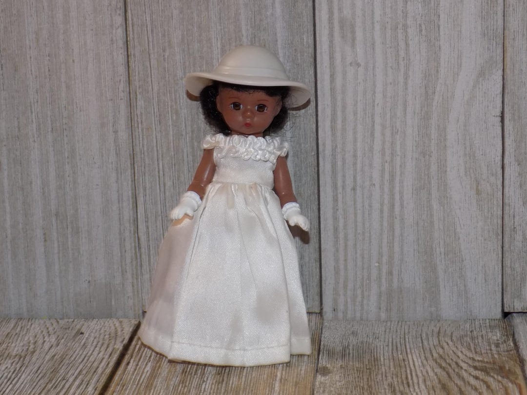 Mcdonald's Happy Meal Madame Alexander Bride, Bride Cake Topper ...