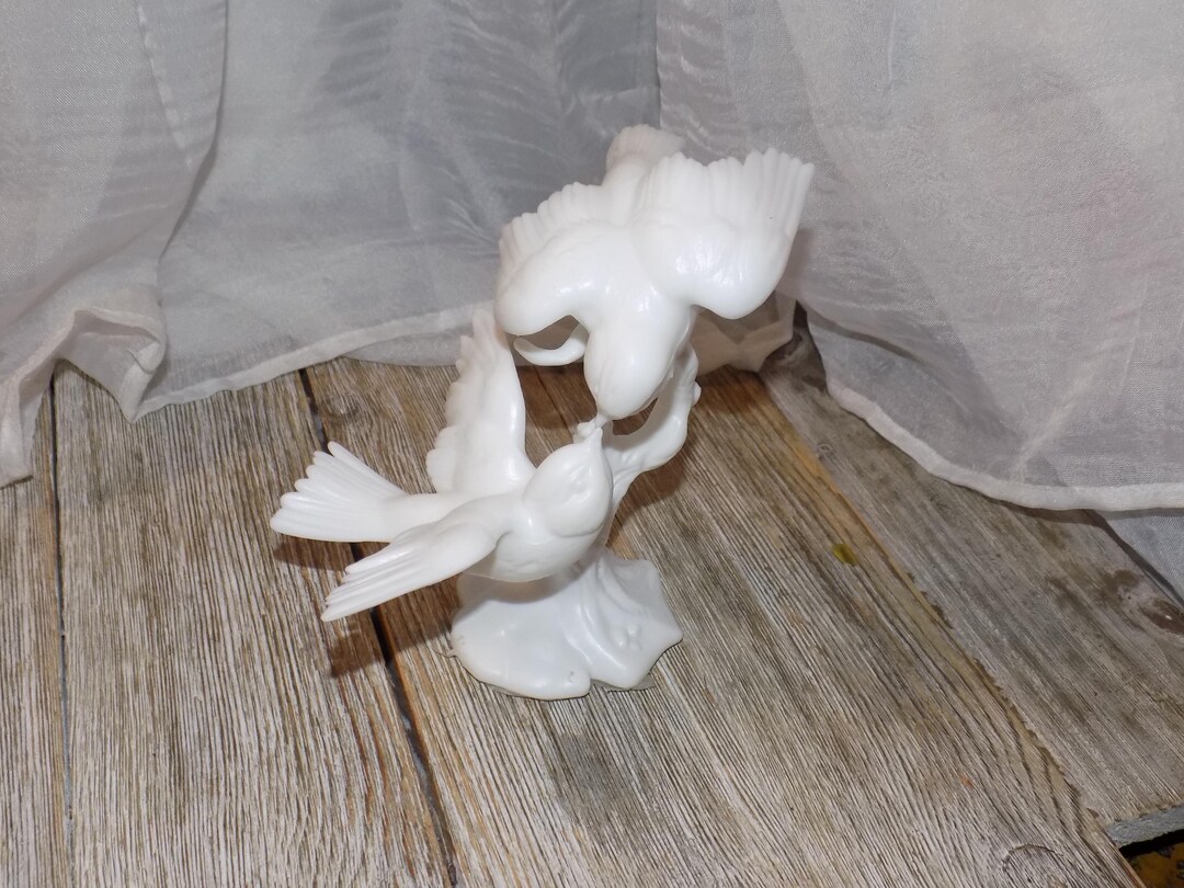 Dove Wedding Cake Topper, Vtg Wedding Cake Topper. Plastic Doves ...