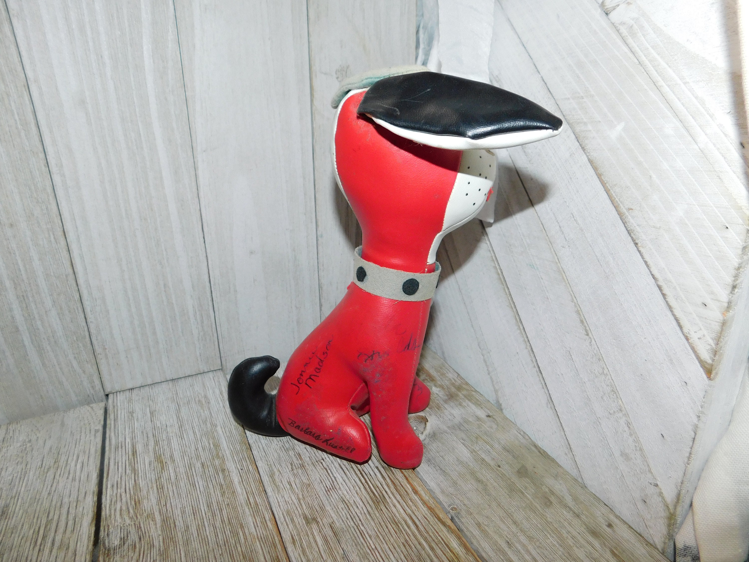 Vinyl Signature Red and White Dog, Vintage Toys, Vintage Toy Dog ...