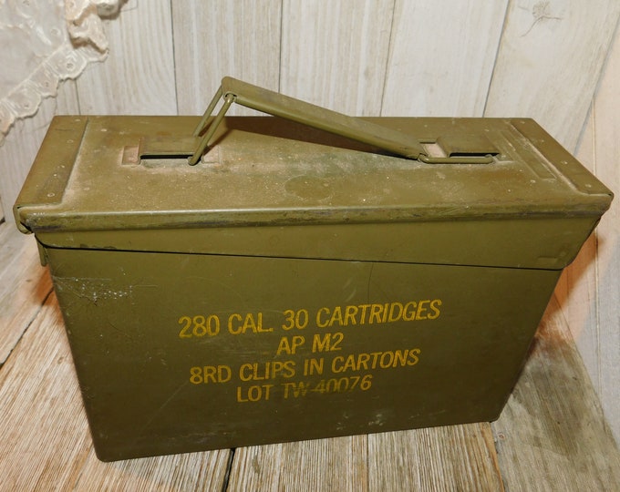 Vintage Army Storage Box, Metal Army Box, Vintage Home Decor, Storage ...