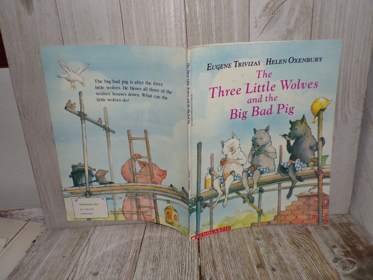 The Little Wolves and the Big Bad Pig by Eugene Trivizas and Helen ...