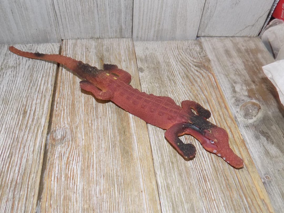 Flat Alligator, Rubber Alligator , Vintage Toys, Garden or Planter ...