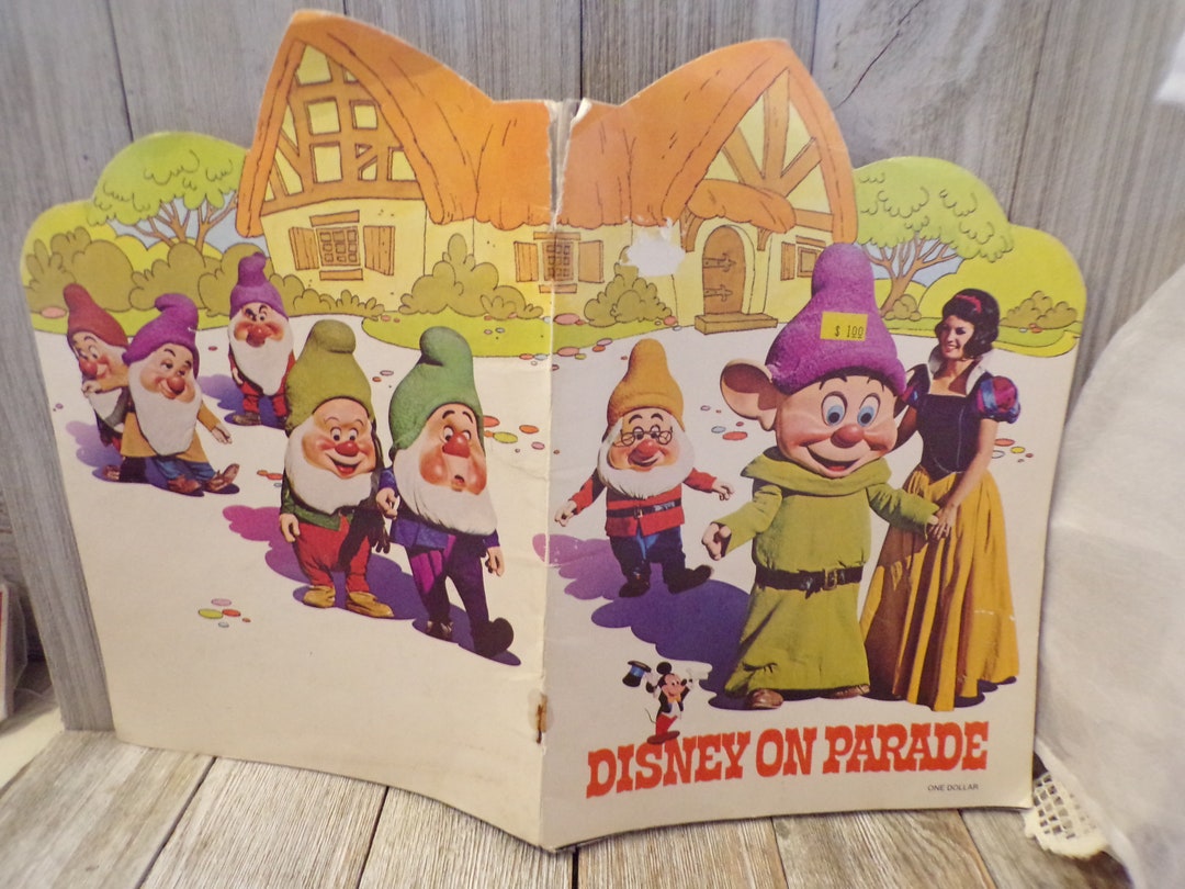 Disney on Parade Book, 1971, Rare Program Book, Snow White, Memories ...