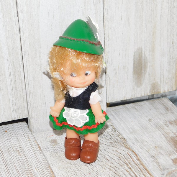 Small Elf Figures - Etsy