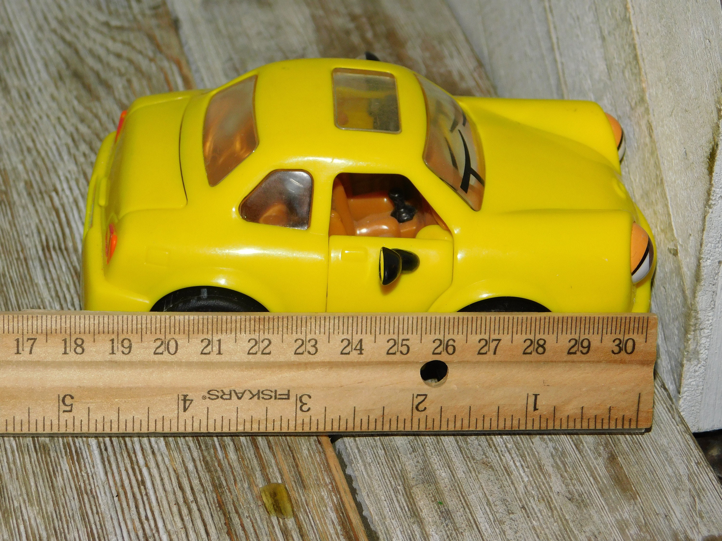 Tina Turbo # 12 1998 Chevron Toy Car Chevron Gas Station Vintage Toy ...