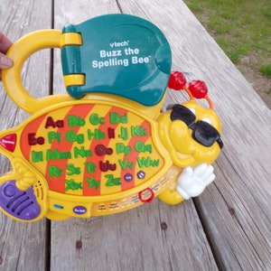 VTECH Buzz the Spelling Bee 2002, Electronic Learning Toy, Vtg Toys ...