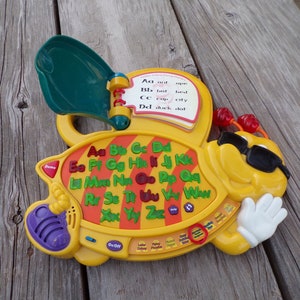 VTECH Buzz the Spelling Bee 2002, Electronic Learning Toy, Vtg Toys ...