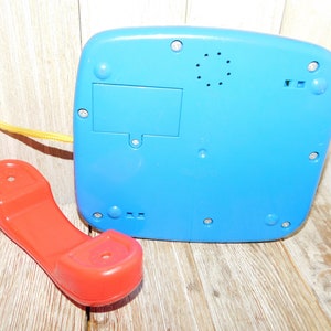 Vtg Fisher Price Ring N Rattle Phone Toy 1998 Works Teaches Colors ...