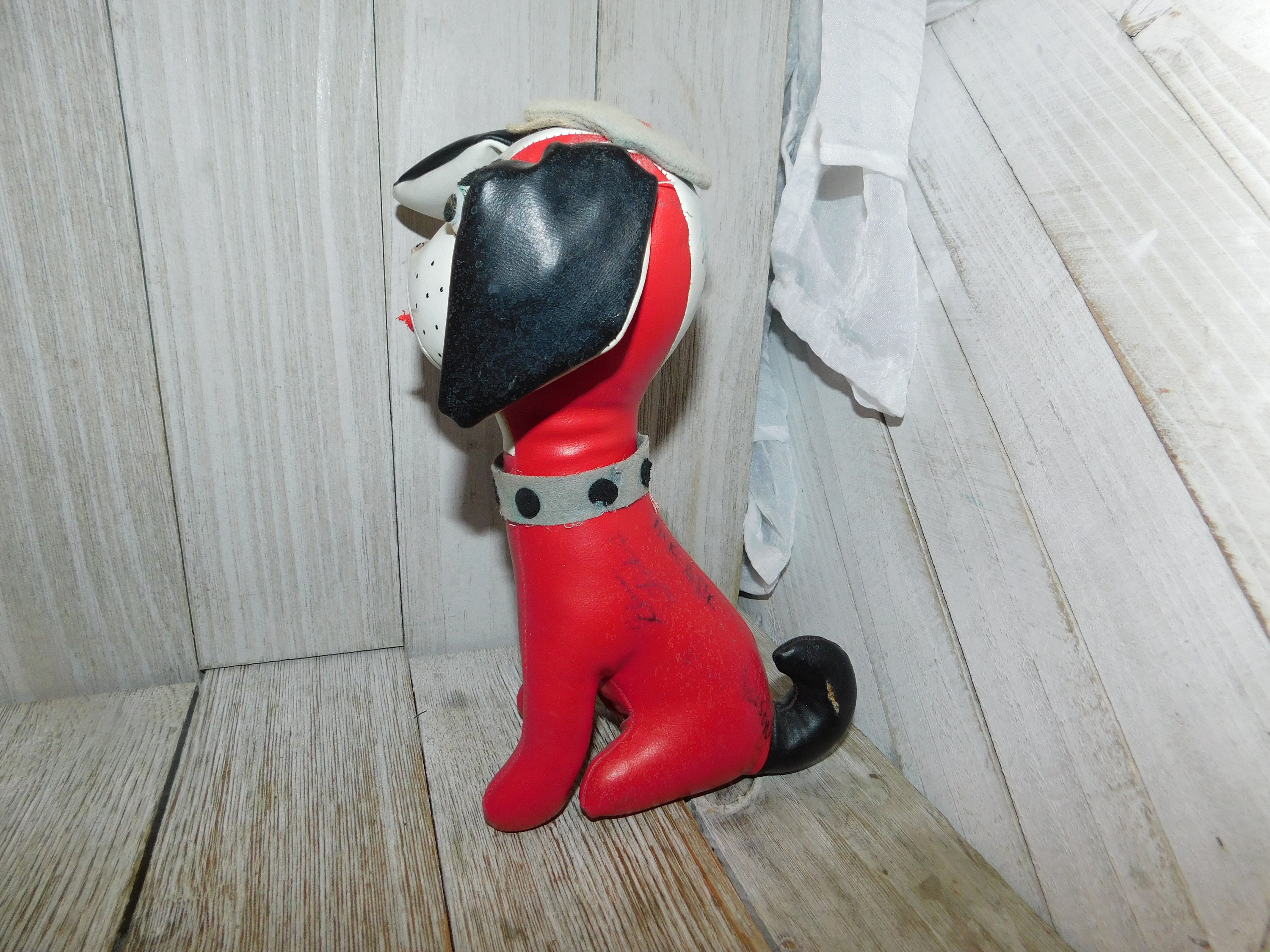 Vinyl Signature Red and White Dog, Vintage Toys, Vintage Toy Dog ...