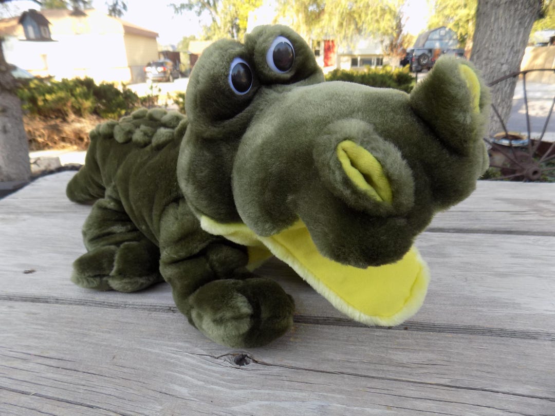 RBI Puppet Alligator Plush, Plush Animals, Vtg Stuffed Animals ...