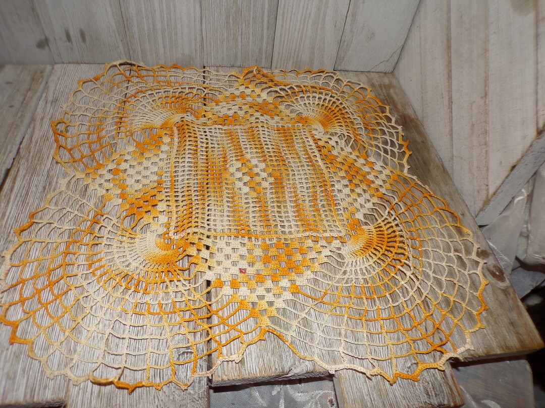 Dollie Large, Yellow Dollie Vtg Table Cover, Shelf Cover, Vtg Home ...