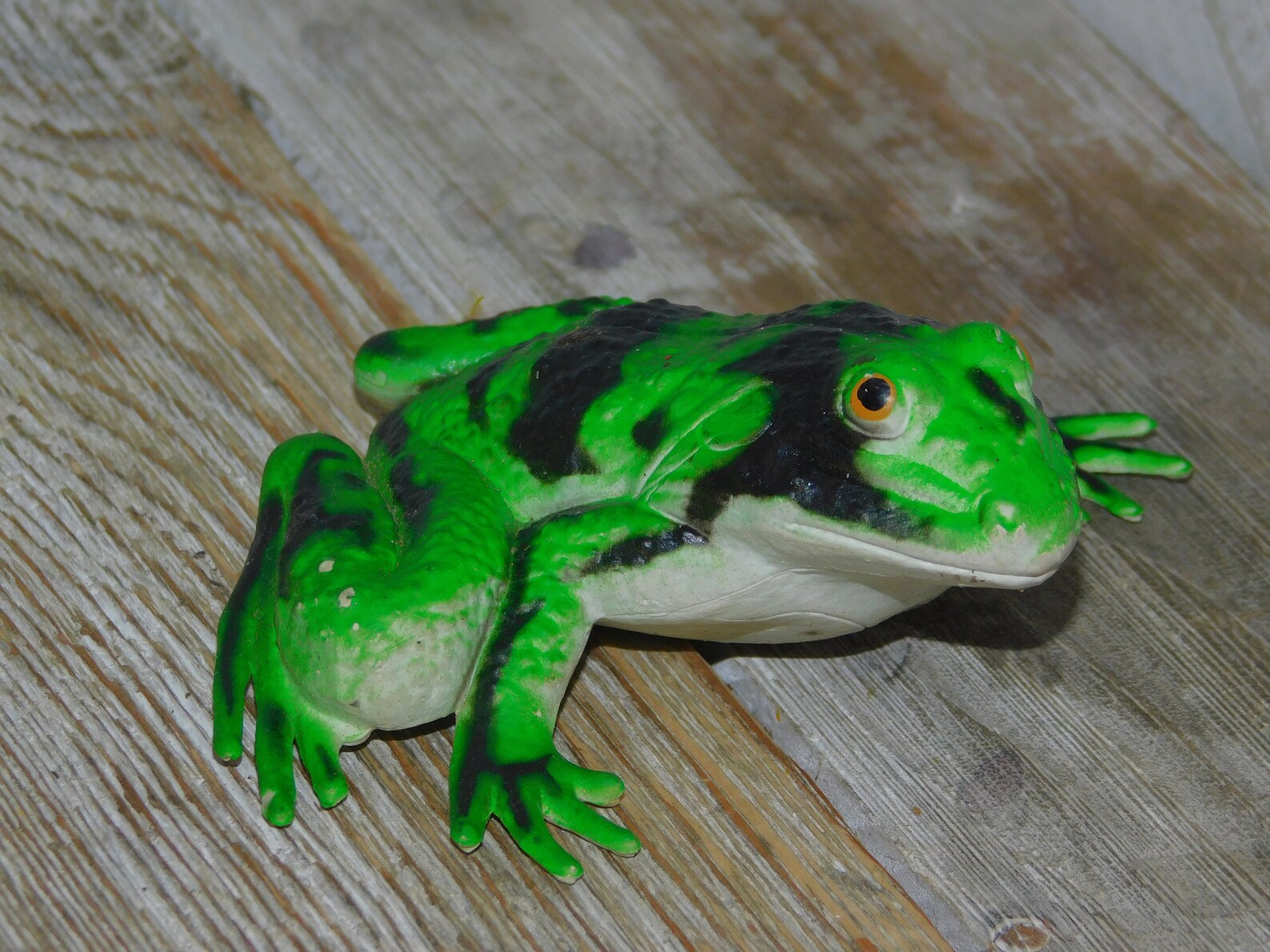 Rubber Toy Frog, Nice Size Frog, Spotted Frog, Vint Toys, Toys, Rubber ...