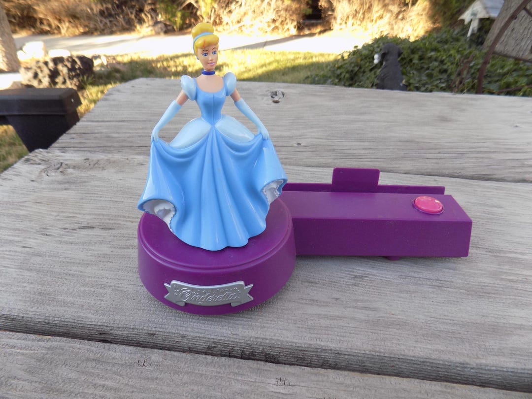 Cinderella Disney Cinderella Talking Animated Photo Frame Holder, WORKS ...