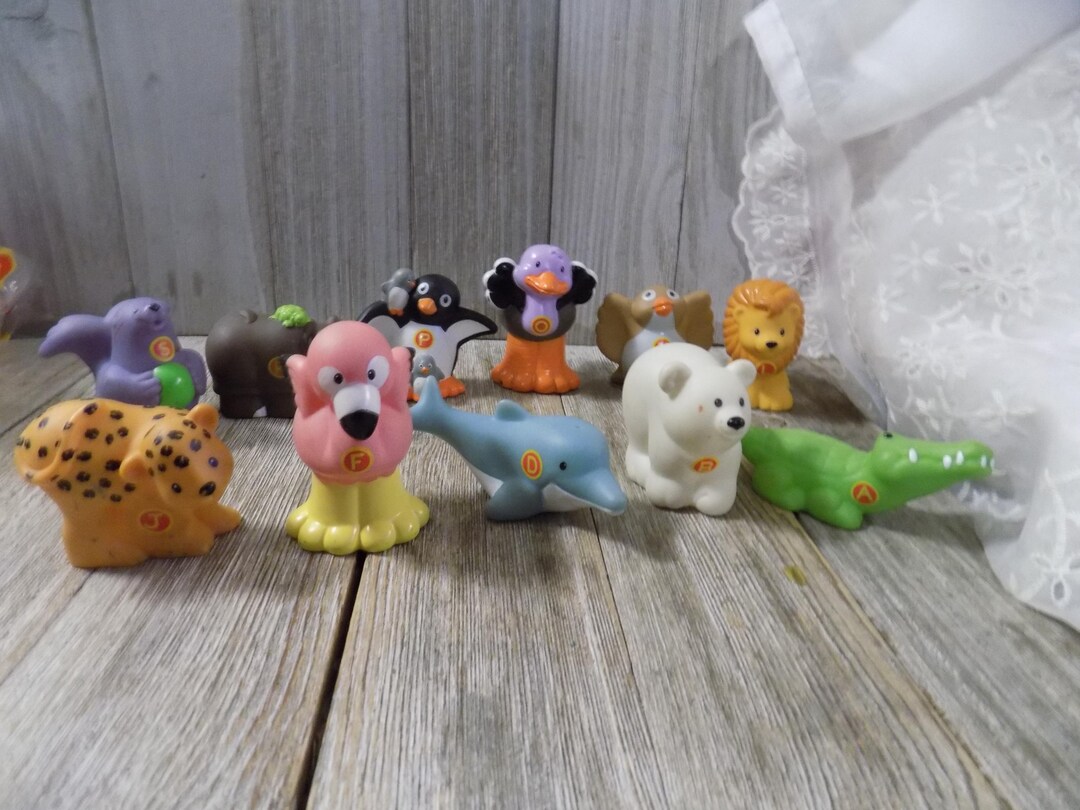 Fisher Price Little People Alphabet Zoo Animals, Little People Animals ...