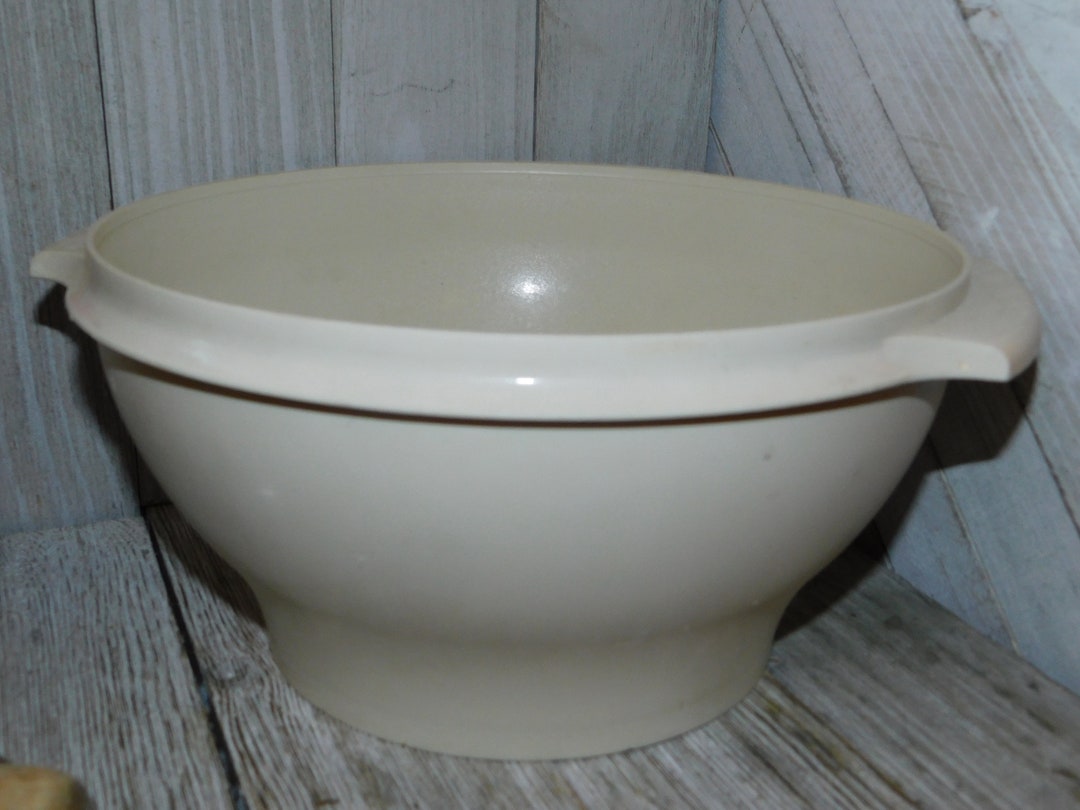 Tupperware Large Beige Tupperware Bowl No Lid, Vintage Tupperware Bowl ...