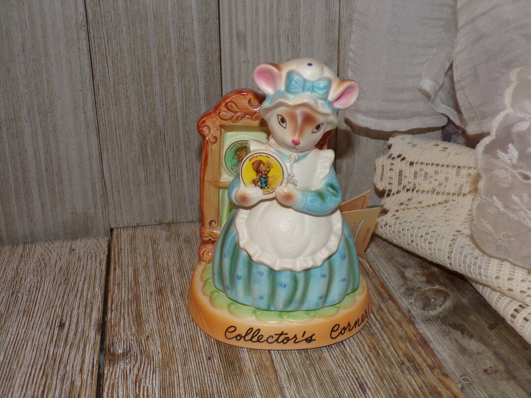 Collectors Corner Avon Little Mouse Figurine, Vintage Mouse in Dress ...