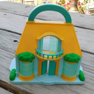 Vtg Little Blue Box Doll House, Tiny Dolls House, Vintage Doll House ...