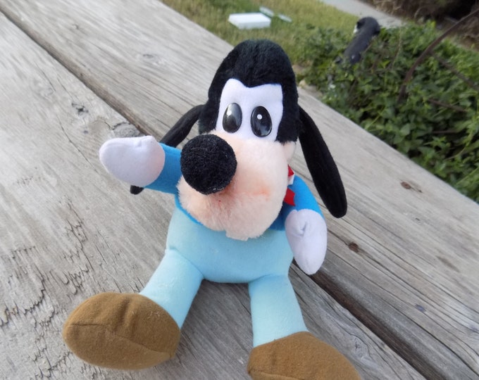 Goofy, Small Plush Goofy, Blue Goofy Dog, Vintage Plush Animals, Vtg ...