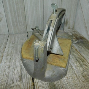 Vintage Tile Cutter, Vintage Tools, Home Remodeling Tools, Home Decor ...