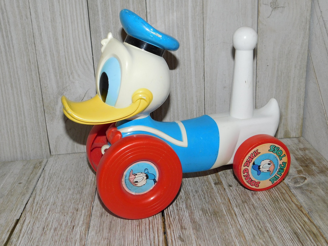 Donald Duck Ring Toss Toy Disney Illco Toys, Vtg Toys, Donald Duck ...