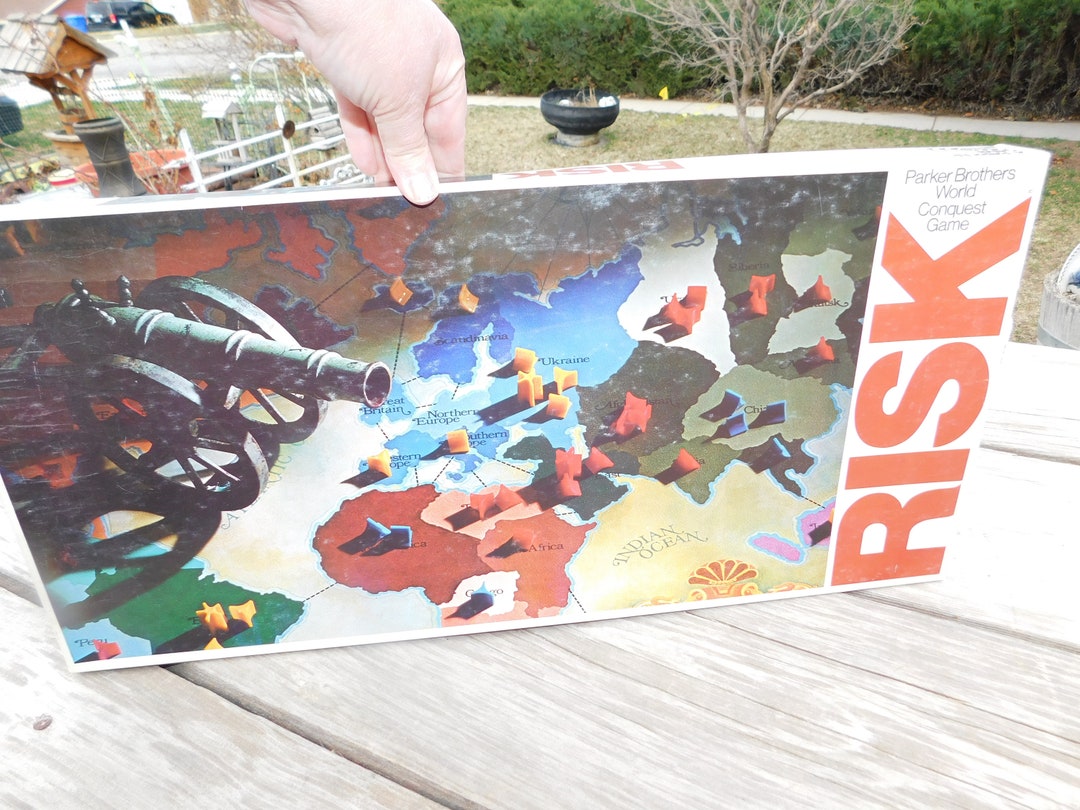 Risk Game Vintage, Vintage Board Games, Vintage War Game, War Games ...