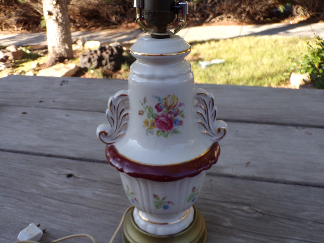 Victorian Red Flower Lamp Victorian Decor Vintage Flower Lamp Vtg Home ...