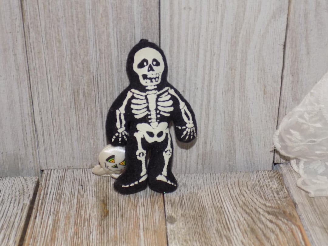 Skeleton Plush, Small Plush, Vtg Toys, Memories, Gift, Prop ...