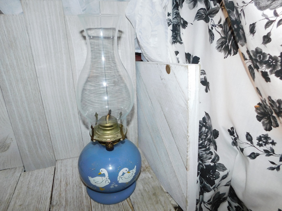 Vintage Blue Geese Oil Lamp, Kerosene Lamp, Primitive Oil Lamp, Vintage ...