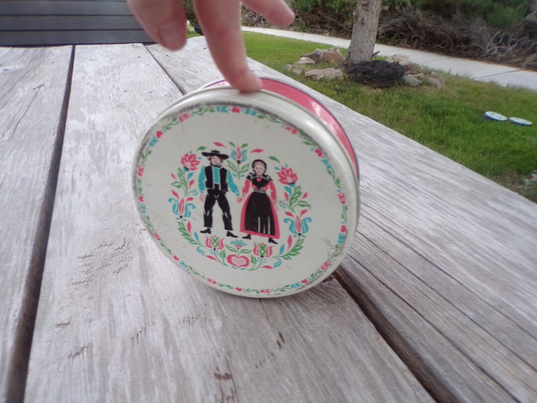 Pennsylvania Dutch, Spring Tin Box, Spring Tin Can, Girl Tin Box ...
