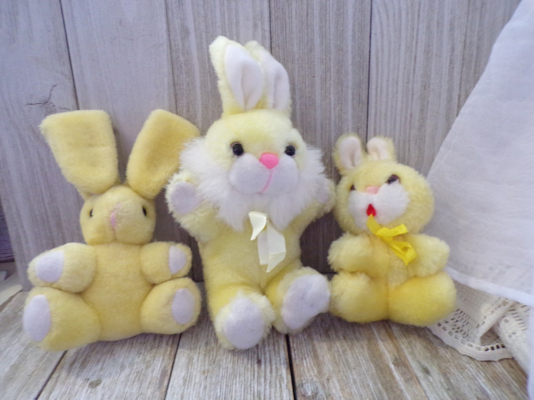 Bunny Group of Yellow Bunnies Vintage Small Push Bunnies Plush Bunnies ...
